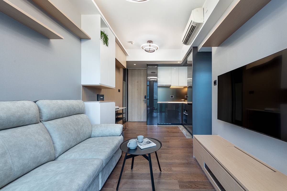 Le Pont - Neat and Comfy Design with Wood Elements - Inbloom Concept