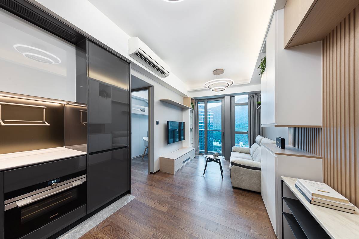 Le Pont - Neat and Comfy Design with Wood Elements - Inbloom Concept